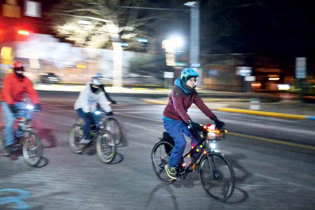 Holiday lights bicycle tour to explore Marietta Wednesday | News ...